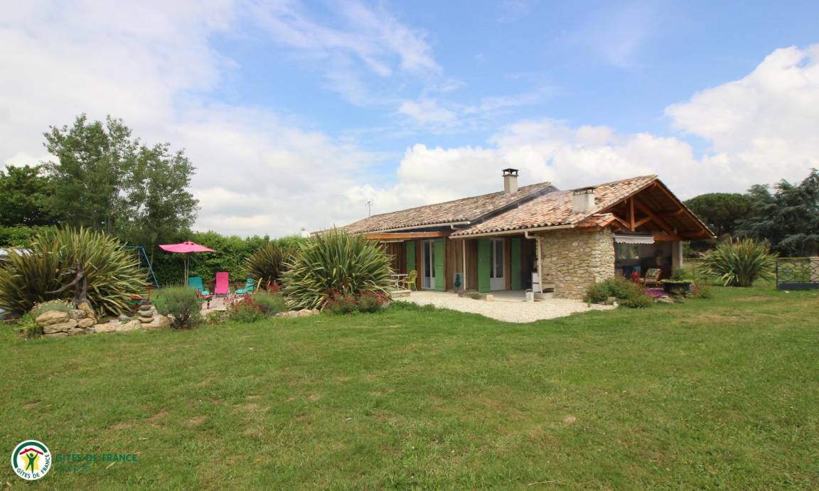 108 M² Gîte ∙ 3 Chambres ∙ 4 Personnes - Gironde