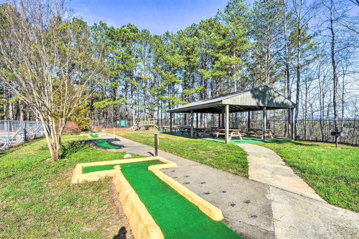 111 M² House ∙ 3 Bedrooms ∙ 6 Guests - Ellijay, GA