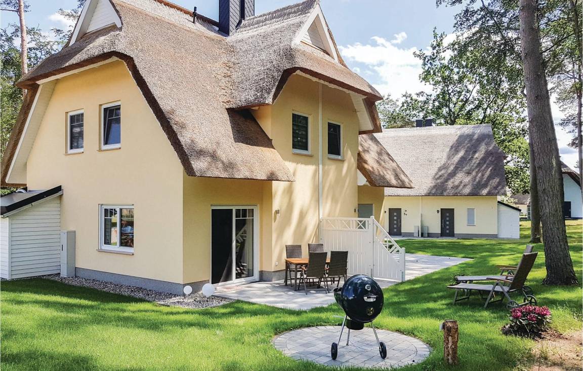 70 M² Maisonette-wohnung ∙ 2 Schlafzimmer ∙ 4 Gäste - Altwarp