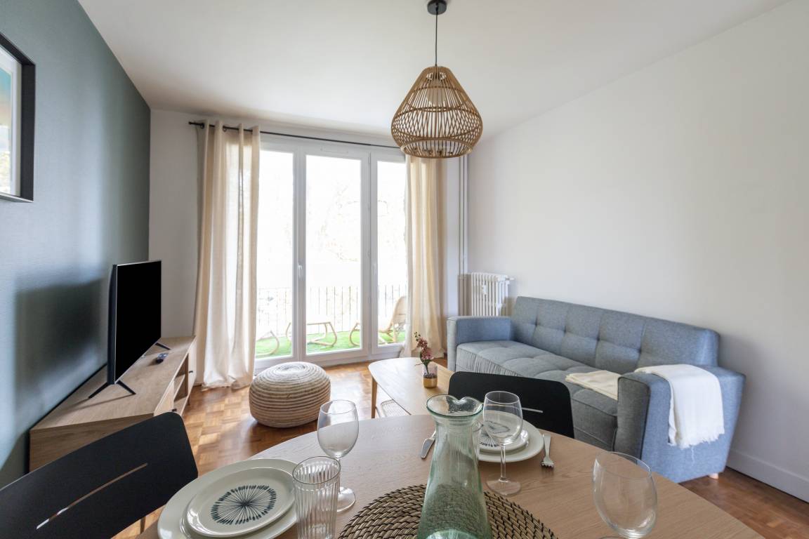 54 M² Apartment ∙ 2 Bedrooms ∙ 4 Guests - Toulouse