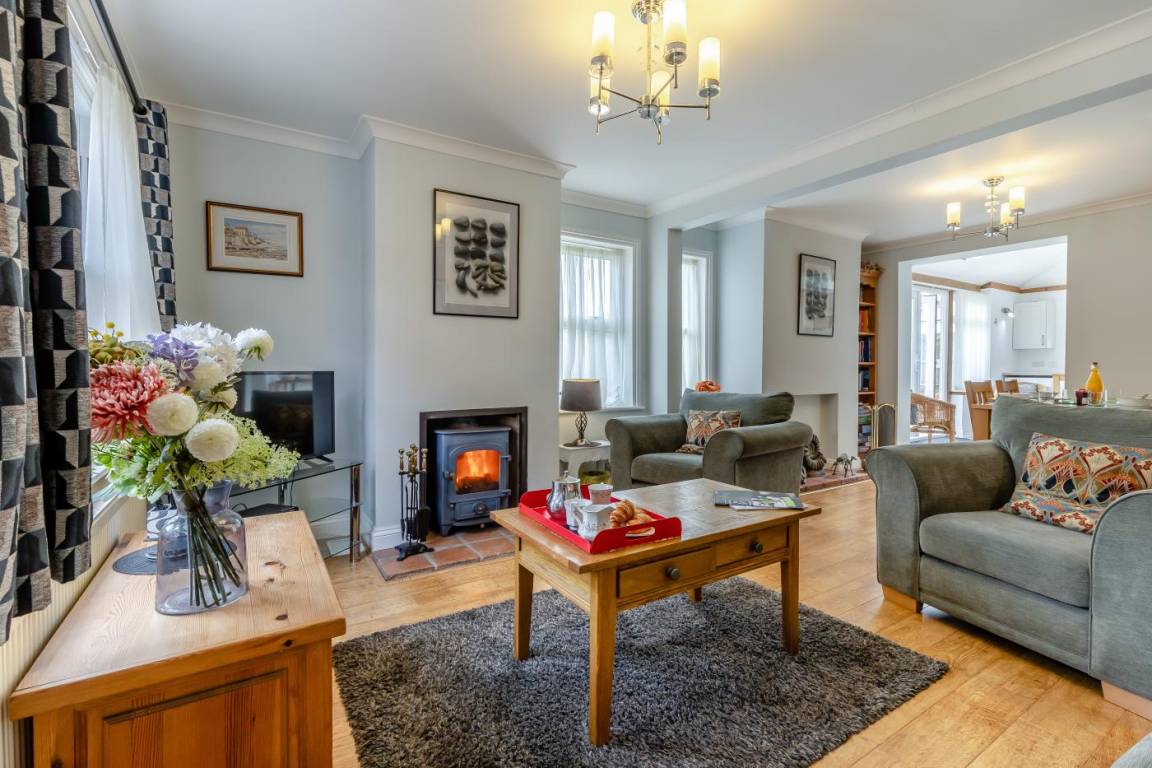 Cottage ∙ 2 Bedrooms ∙ 4 Guests - North Walsham