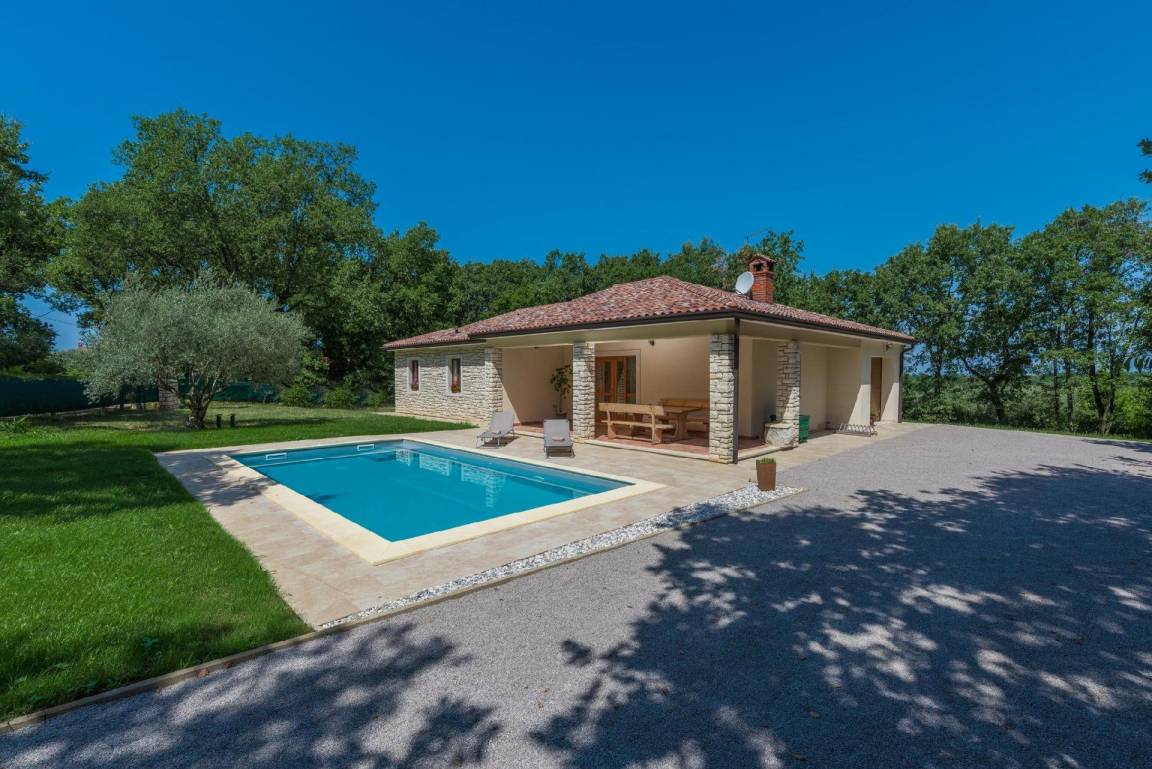 70 M² Huis ∙ 2 Slaapkamers ∙ 6 Gasten - Novigrad