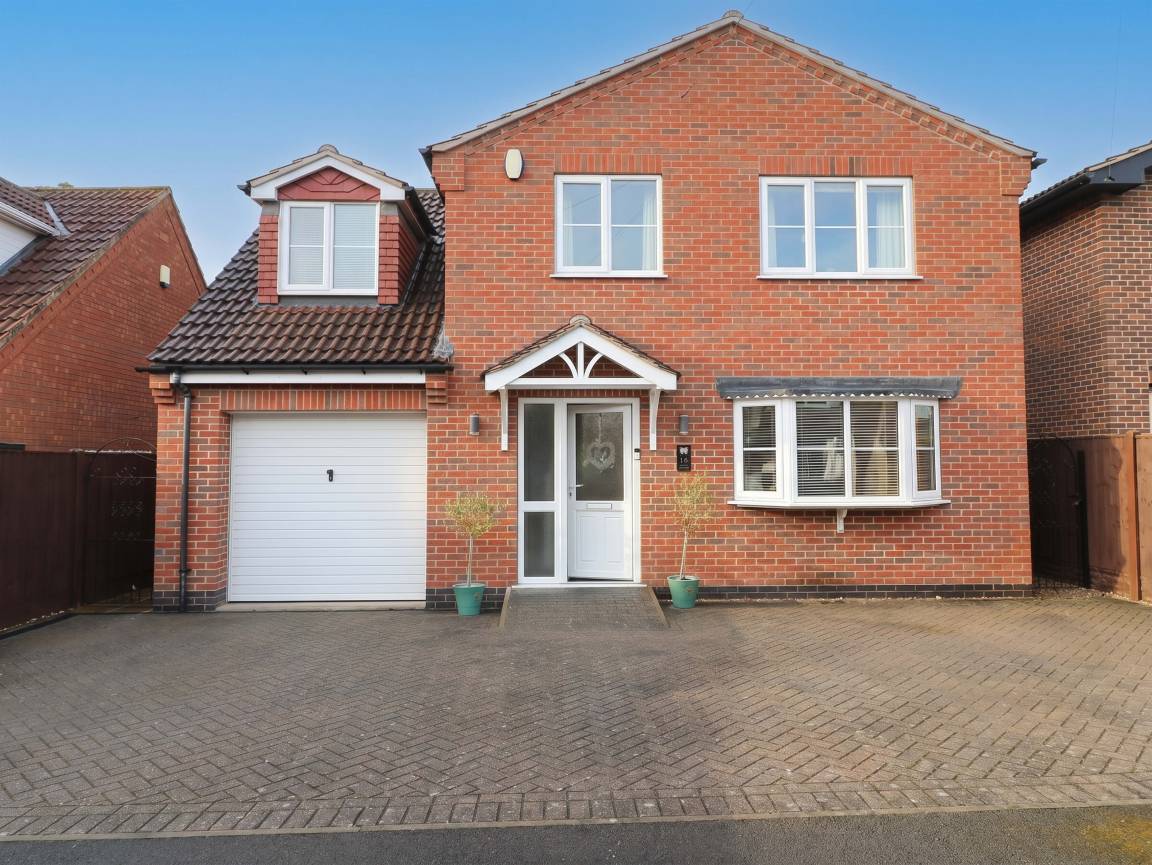 Cottage ∙ 4 Bedrooms ∙ 8 Guests - Leicestershire