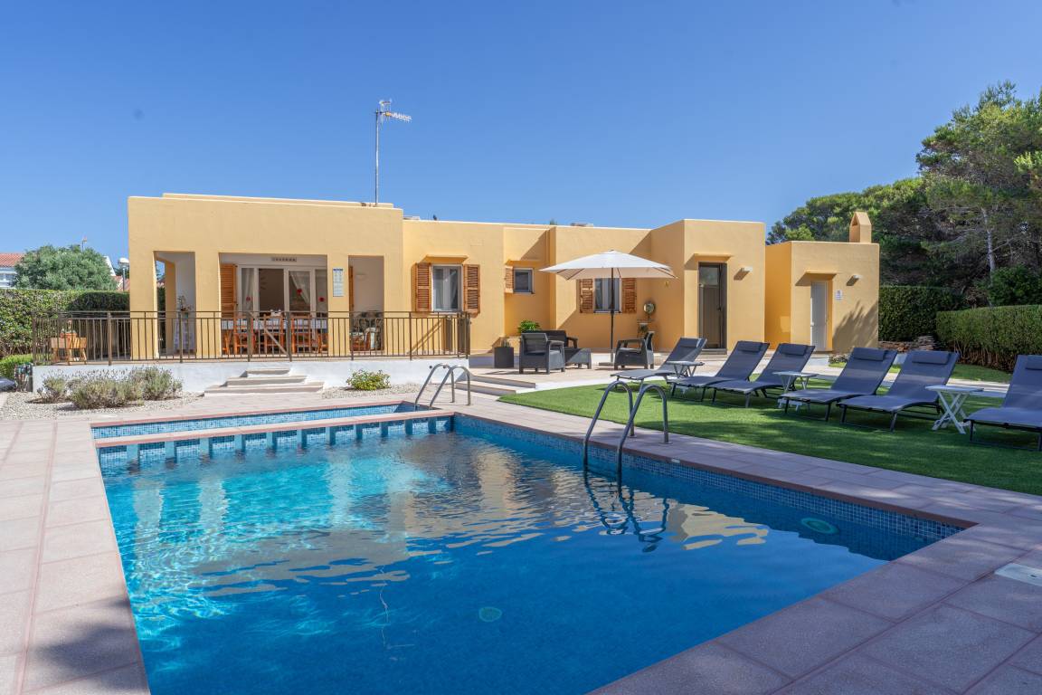 160 M² Villa ∙ 3 Habitaciones ∙ 6 Huéspedes - Islas Baleares