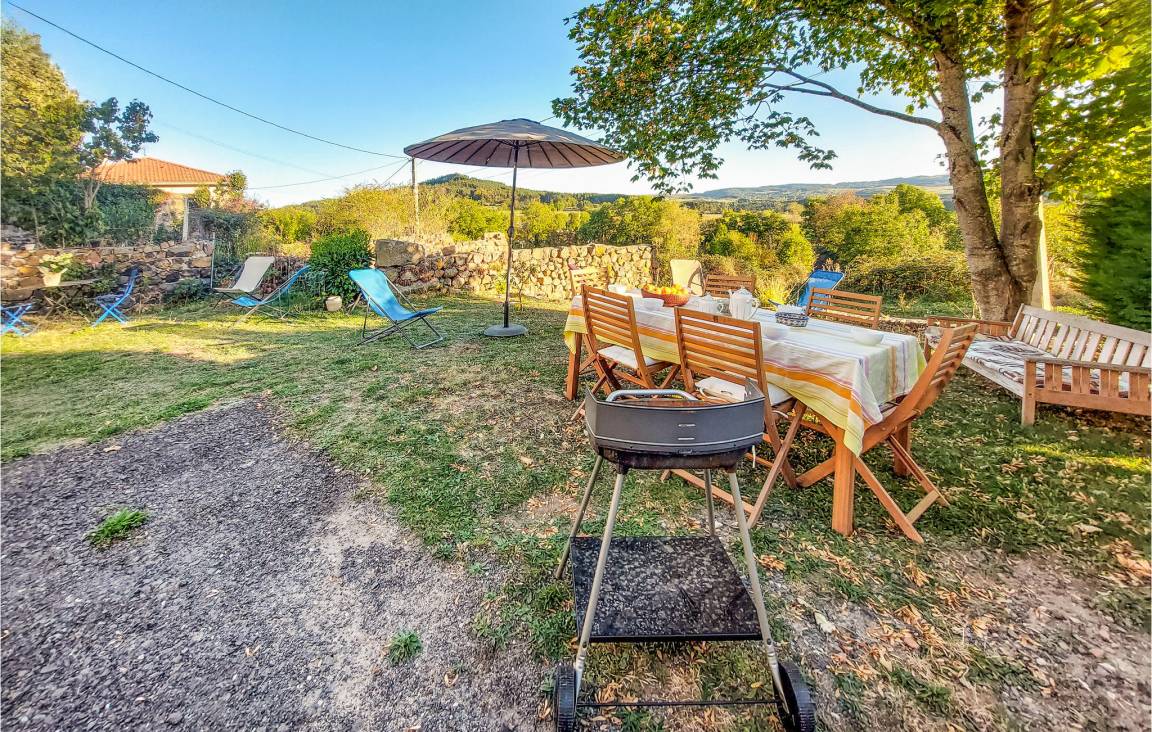 92 M² Casa ∙ 4 Habitaciones ∙ 8 Huéspedes - Le Puy