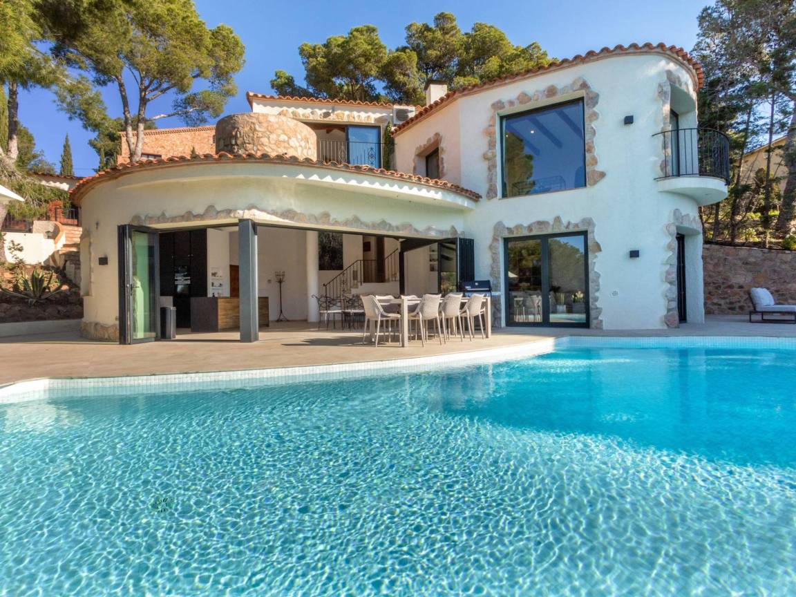 240 M² Maison De Vacances ∙ 5 Chambres ∙ 12 Personnes - Begur