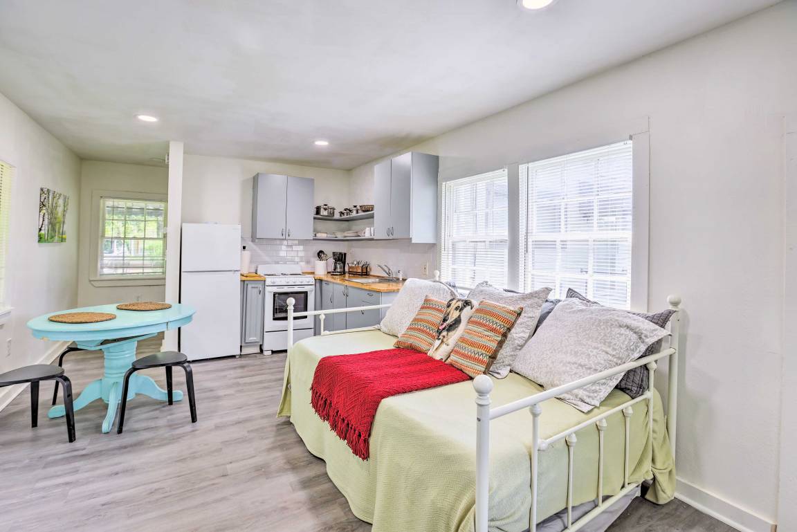 55 M² Apartment ∙ 3 Guests - Leeds, AL