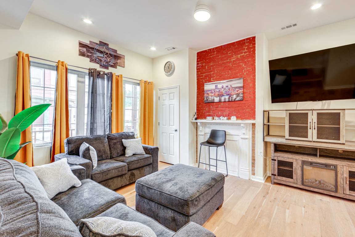 213 M² House ∙ 4 Bedrooms ∙ 10 Guests - Pittsburgh