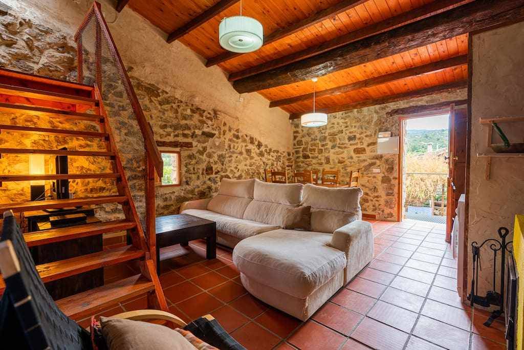 120 M² Apartamento ∙ 2 Habitaciones ∙ 5 Huéspedes - Titaguas
