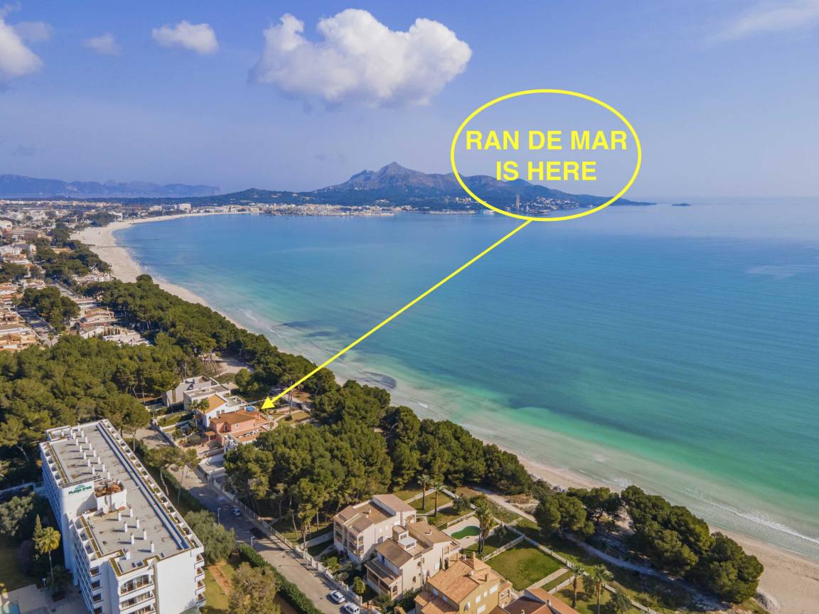 490 M² Villa ∙ 4 Chambres ∙ 8 Personnes - Alcúdia