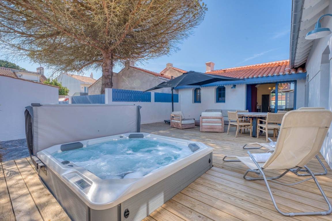 105 M² Appartement ∙ 3 Chambres ∙ 6 Personnes - Brem-sur-Mer