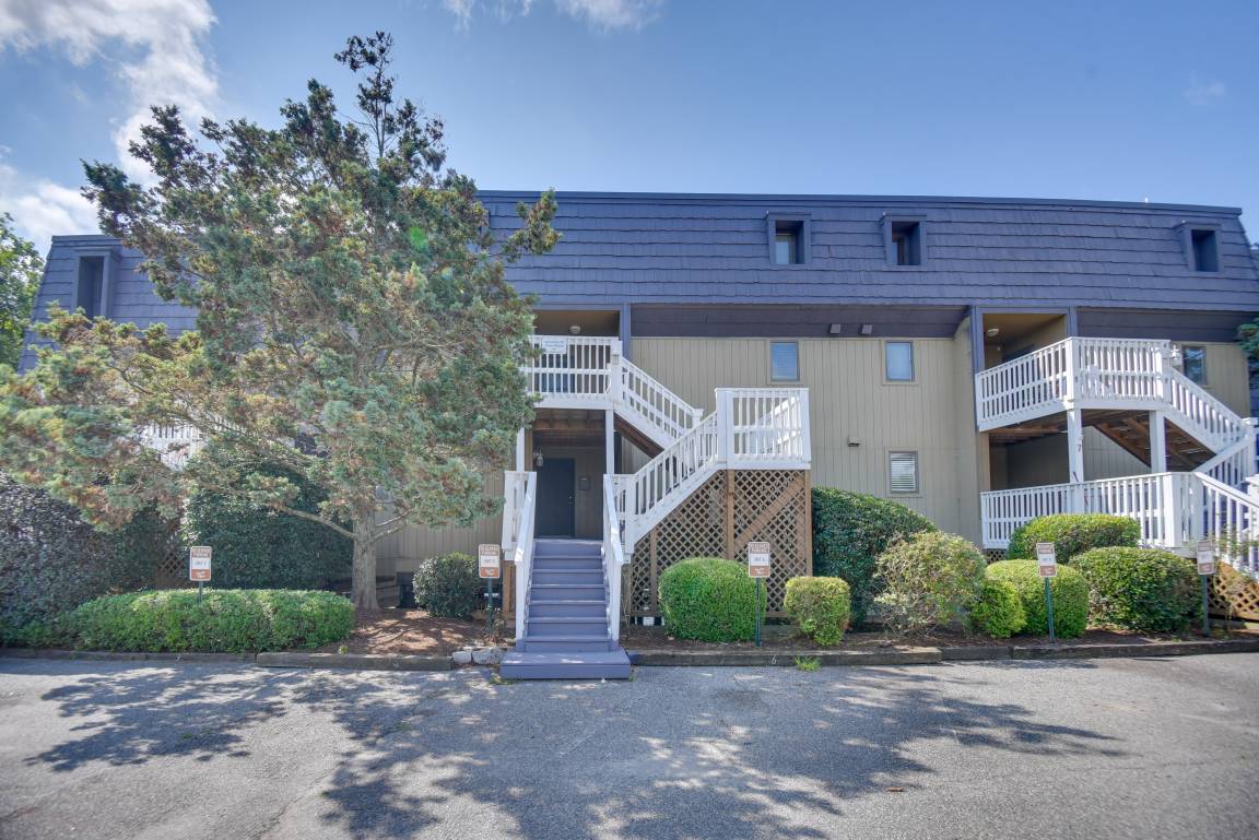102 M² Apartment ∙ 2 Bedrooms ∙ 6 Guests - Elizabeth City, NC
