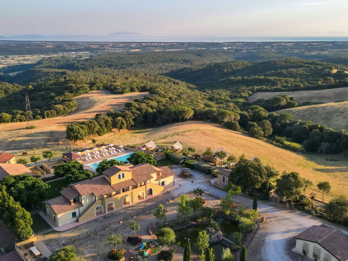 Ferienhaus ∙ 1 Schlafzimmer ∙ 6 Gäste - Cecina