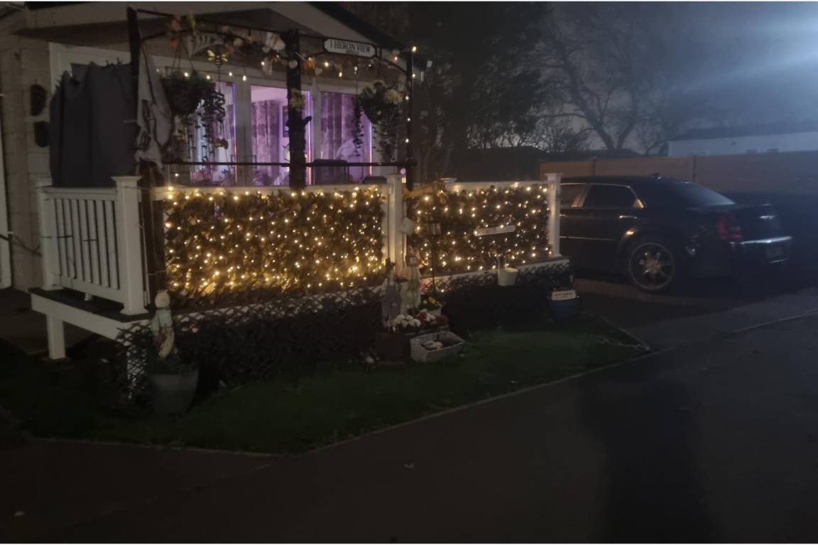 110 M² Villa ∙ 3 Bedrooms ∙ 8 Guests - Mersea Island