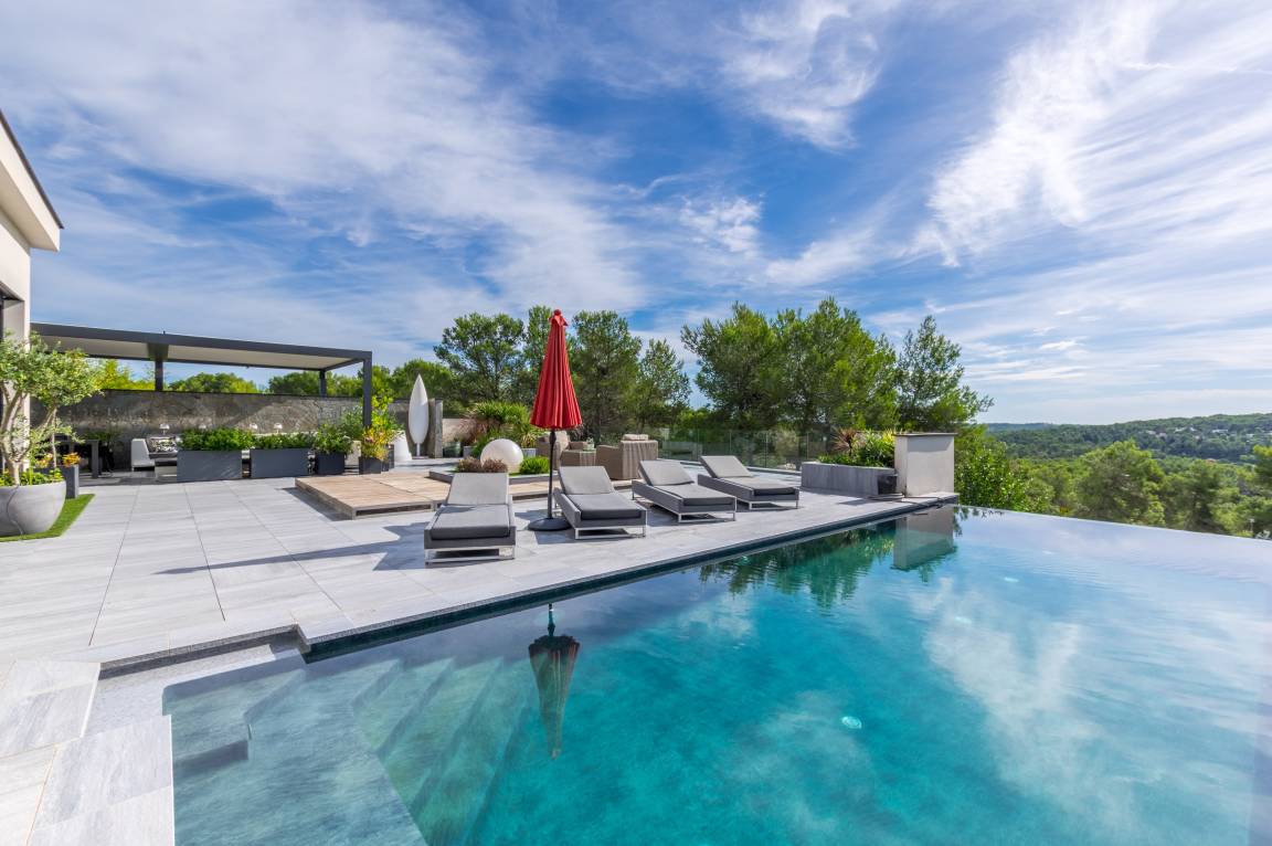 550 M² Villa ∙ 8 Chambres ∙ 16 Personnes - Montpellier
