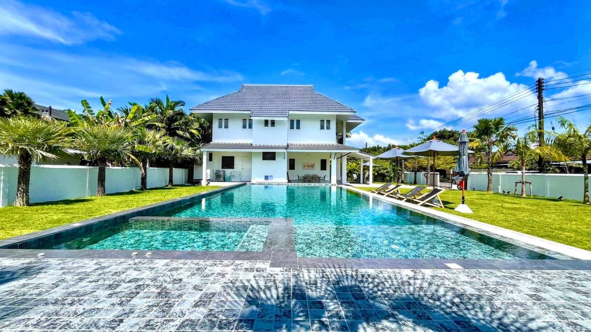 200 M² Villa ∙ 3 Chambres ∙ 6 Personnes - Khao Lak