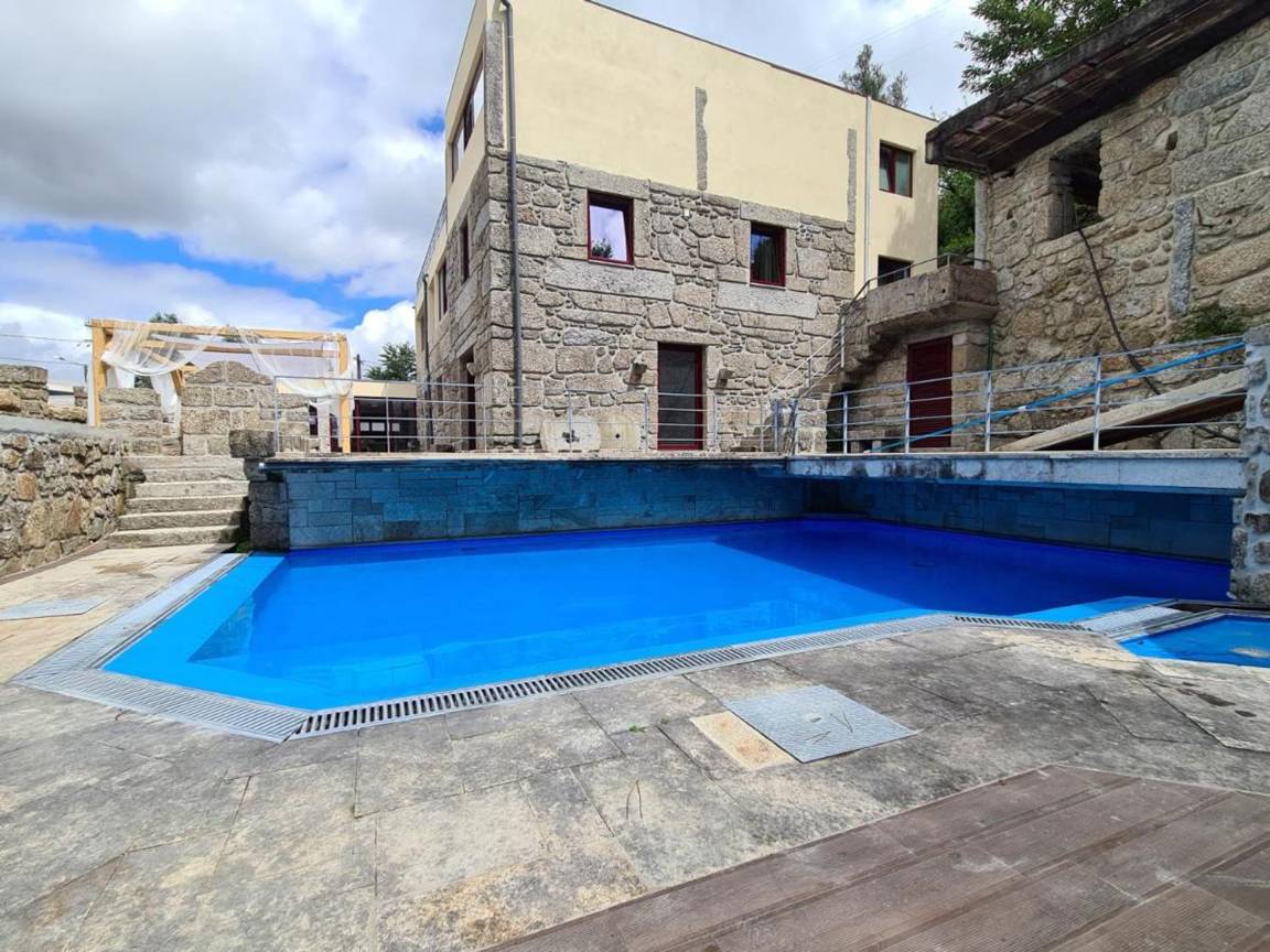 700 M² Villa ∙ 7 Chambres ∙ 16 Personnes - Amares