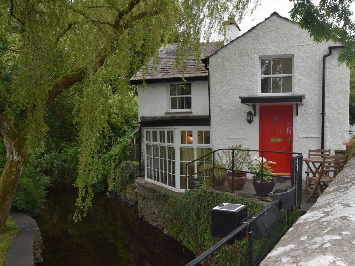 Cottage ∙ 2 Bedrooms ∙ 4 Guests - Grange-over-Sands