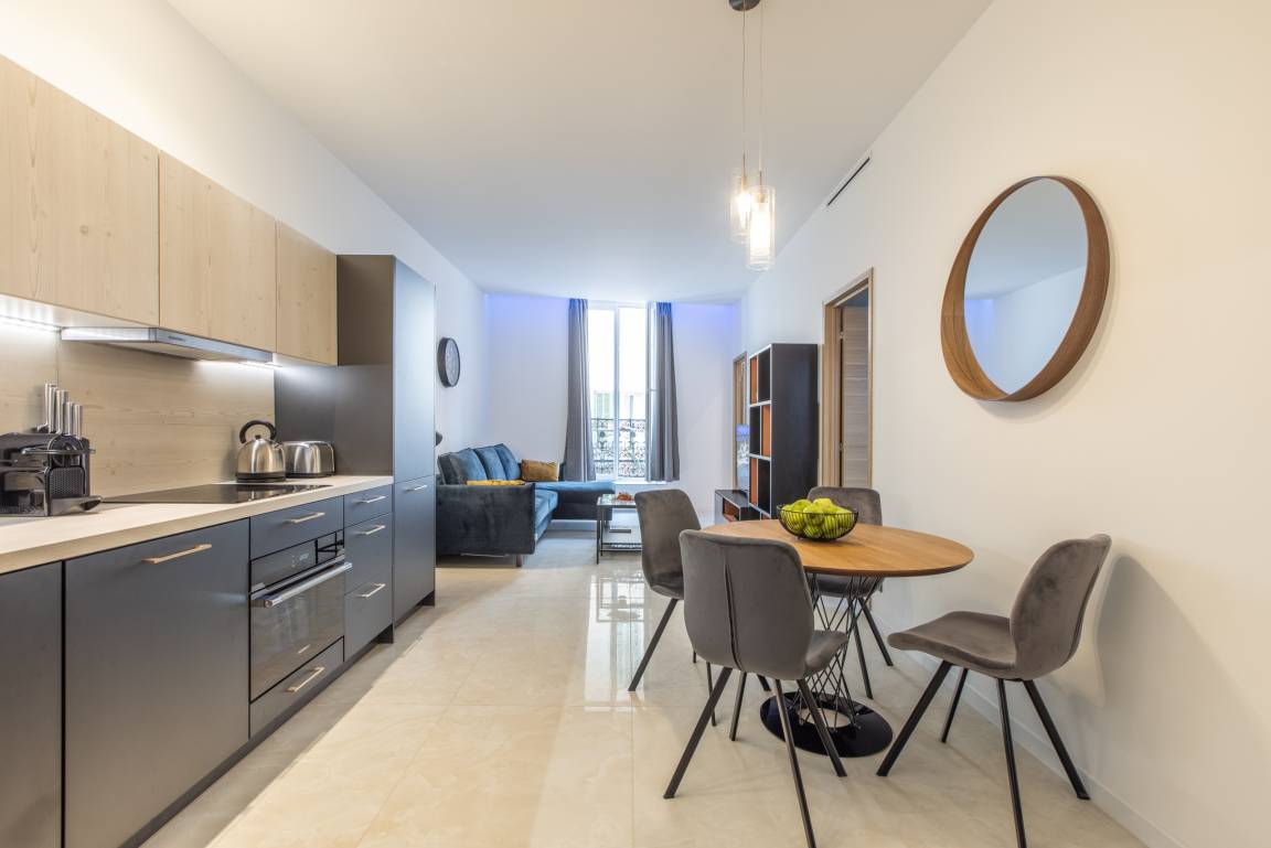 70 M² Apartment ∙ 2 Bedrooms ∙ 6 Guests - Cannes