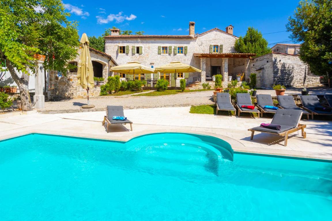 280 M² Villa ∙ 4 Chambres ∙ 8 Personnes - Istrie