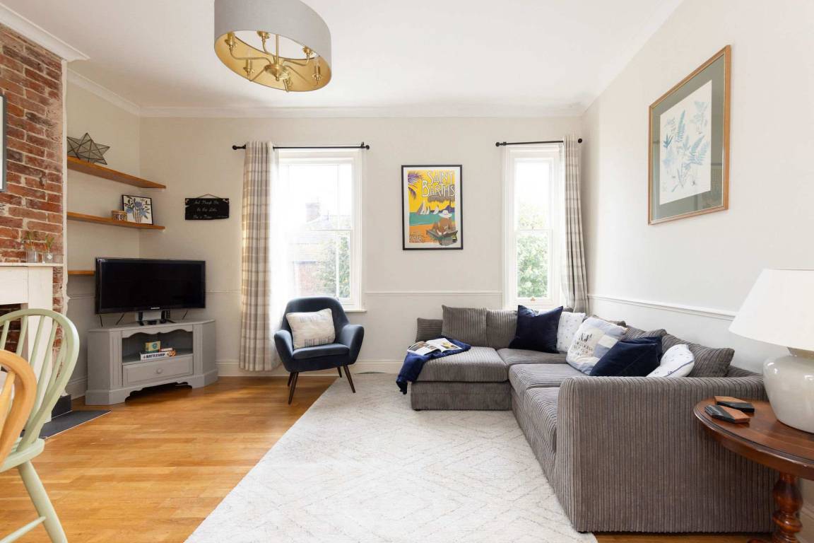 46 M² Apartment ∙ 2 Bedrooms ∙ 4 Guests - Chichester