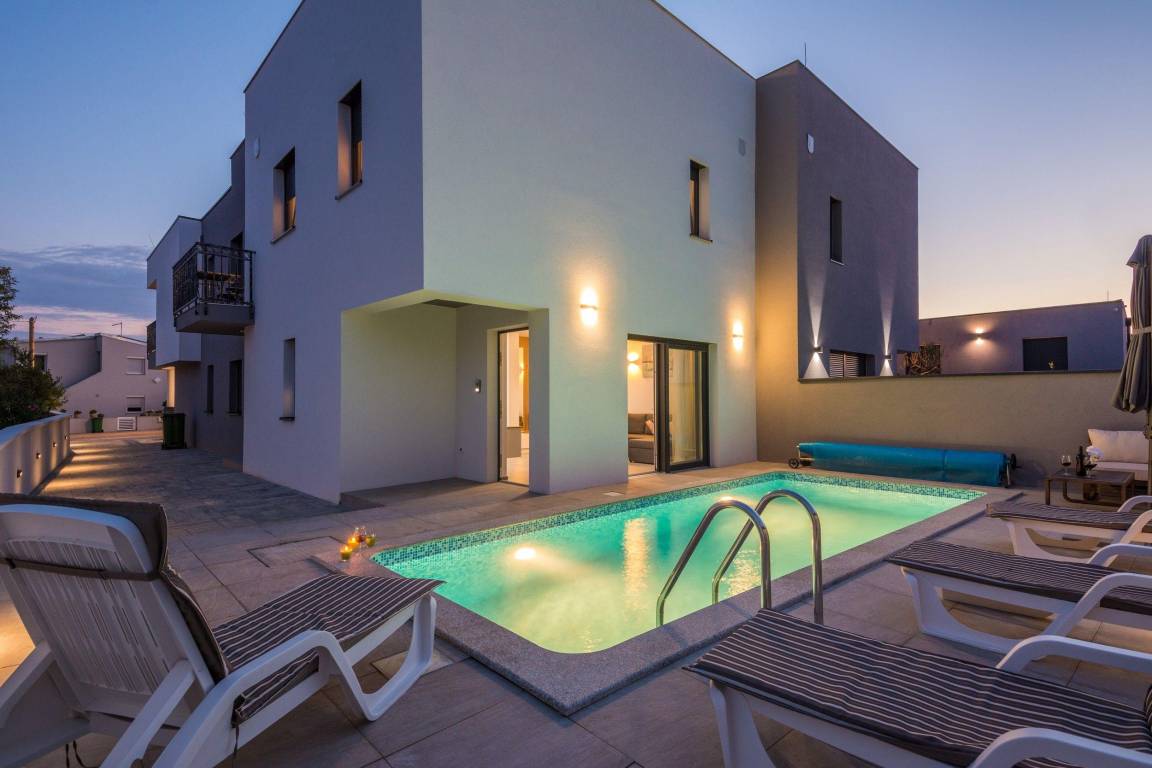 131 M² Appartement ∙ 2 Slaapkamers ∙ 6 Gasten - Vir