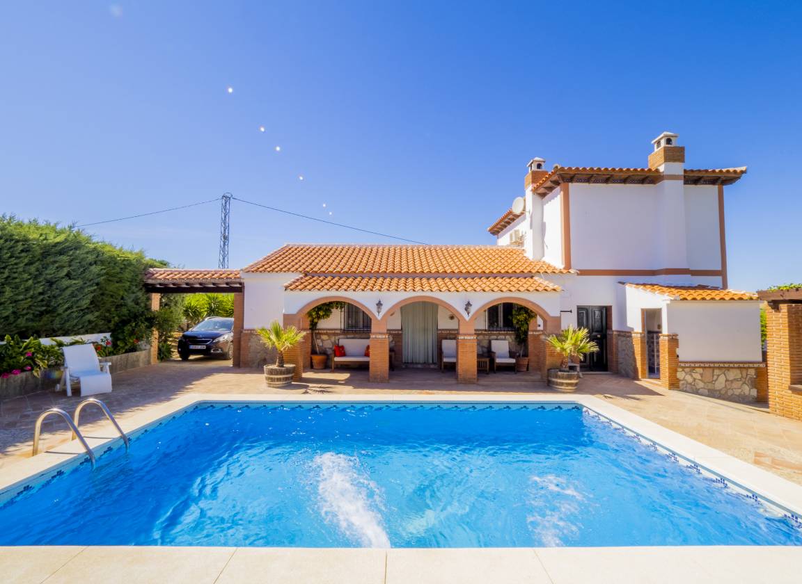 100 M² Villa ∙ 4 Habitaciones ∙ 7 Huéspedes - Ardales