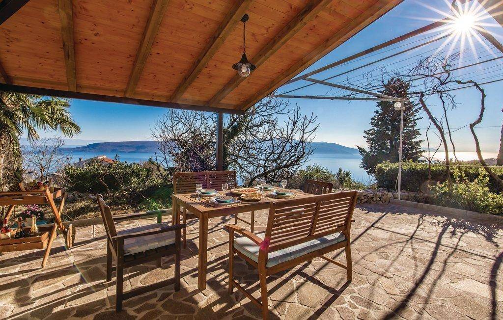 57 M² Ferienhaus ∙ 2 Schlafzimmer ∙ 6 Gäste - Mošćenička Draga