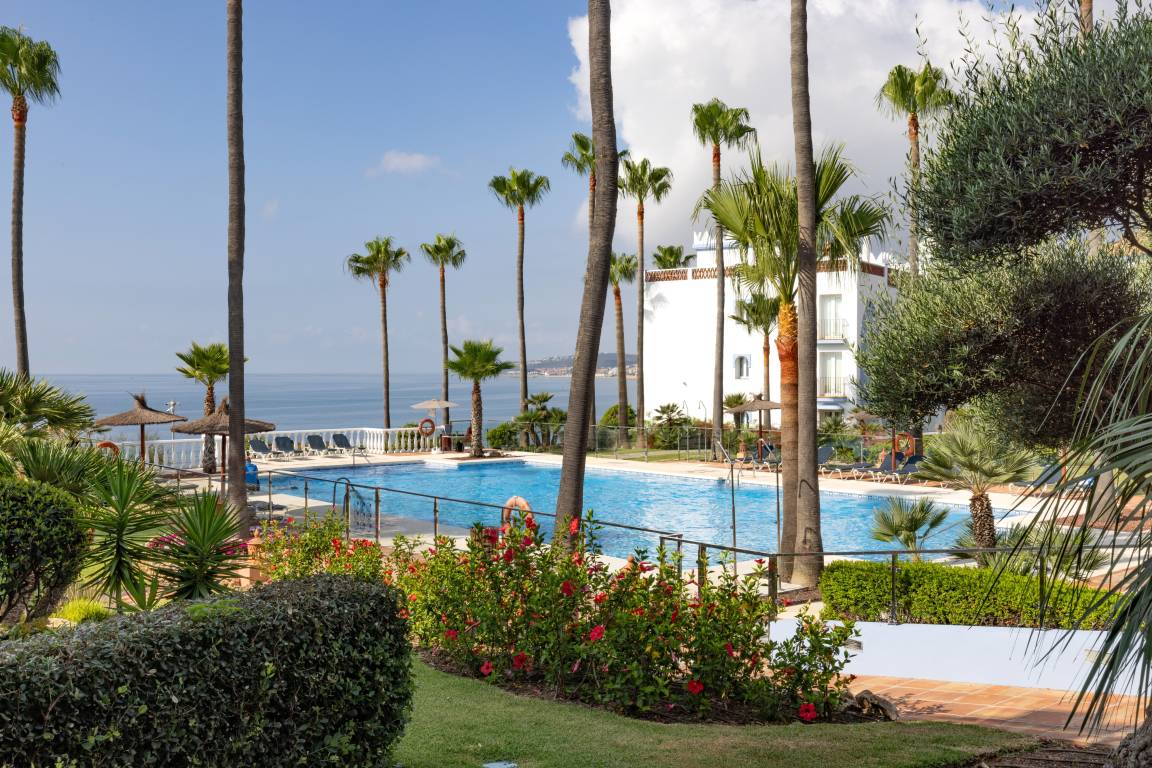 110 M² Apartment ∙ 2 Bedrooms ∙ 5 Guests - Casares