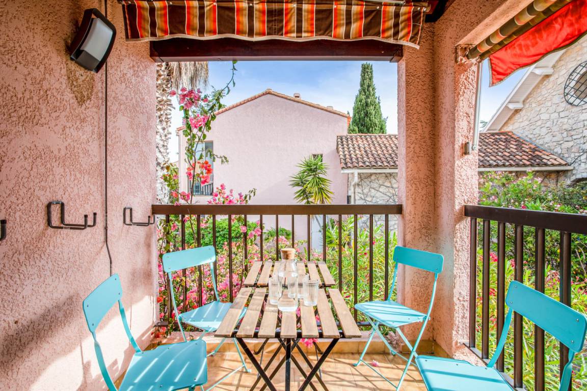 28 M² Appartement ∙ 2 Chambres ∙ 5 Personnes - Saint-Cyr-sur-Mer