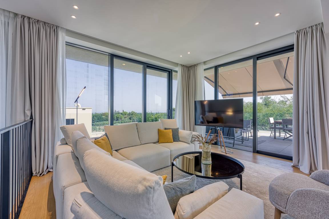 186 M² Ferienhaus ∙ 3 Schlafzimmer ∙ 8 Gäste - Strunjan