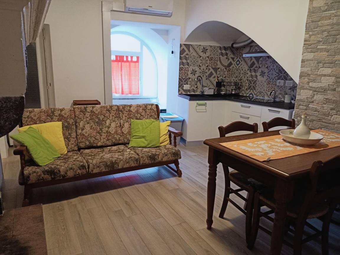 Appartamento Vacanza ∙ 1 Camera Da Letto ∙ 3 Ospiti - Lagonegro