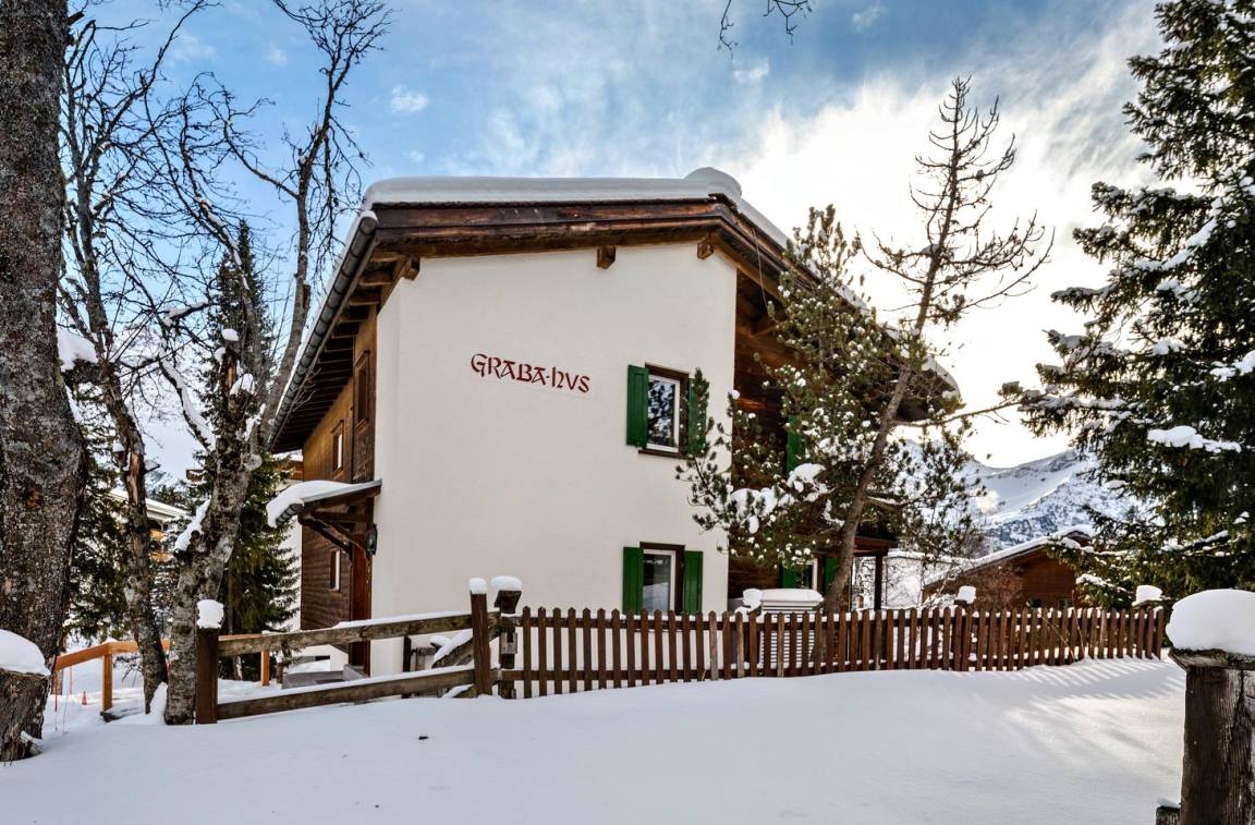 170 M² Appartement ∙ 4 Slaapkamers ∙ 9 Gasten - Arosa