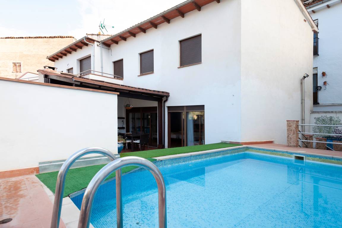 300 M² Huis ∙ 6 Slaapkamers ∙ 16 Gasten - Cazorla