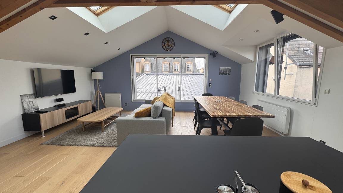 105 M² Apartment ∙ 3 Bedrooms ∙ 8 Guests - Bayeux