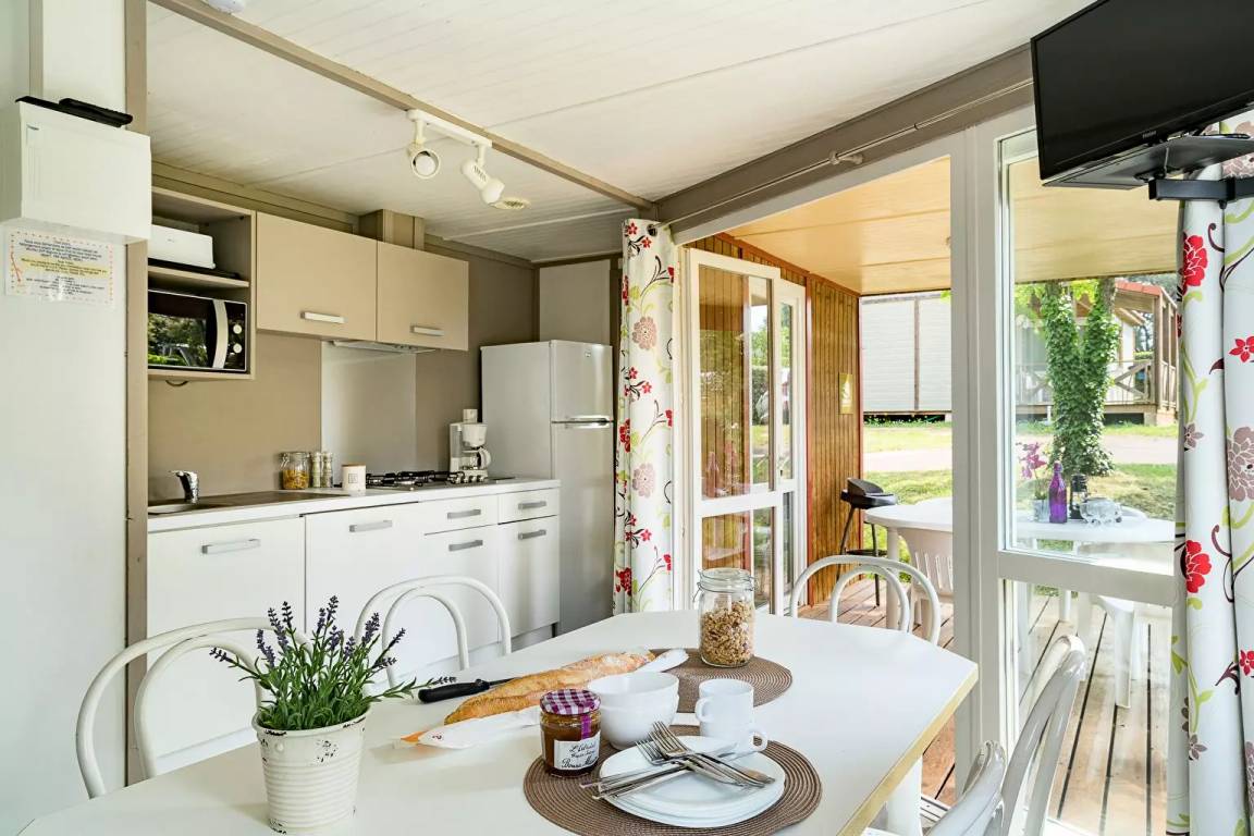 35 M² Mobil-home ∙ 2 Chambres ∙ 6 Personnes - Sarlat-la-Canéda