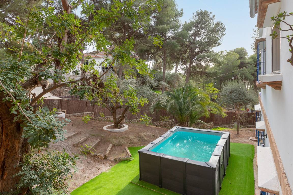 170 M² Chalet ∙ 2 Habitaciones ∙ 6 Huéspedes - Provincia de Málaga, España