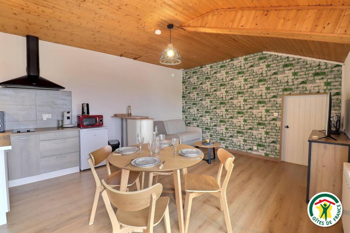 35 M² Gîte ∙ 1 Chambre ∙ 4 Personnes - Chabeuil