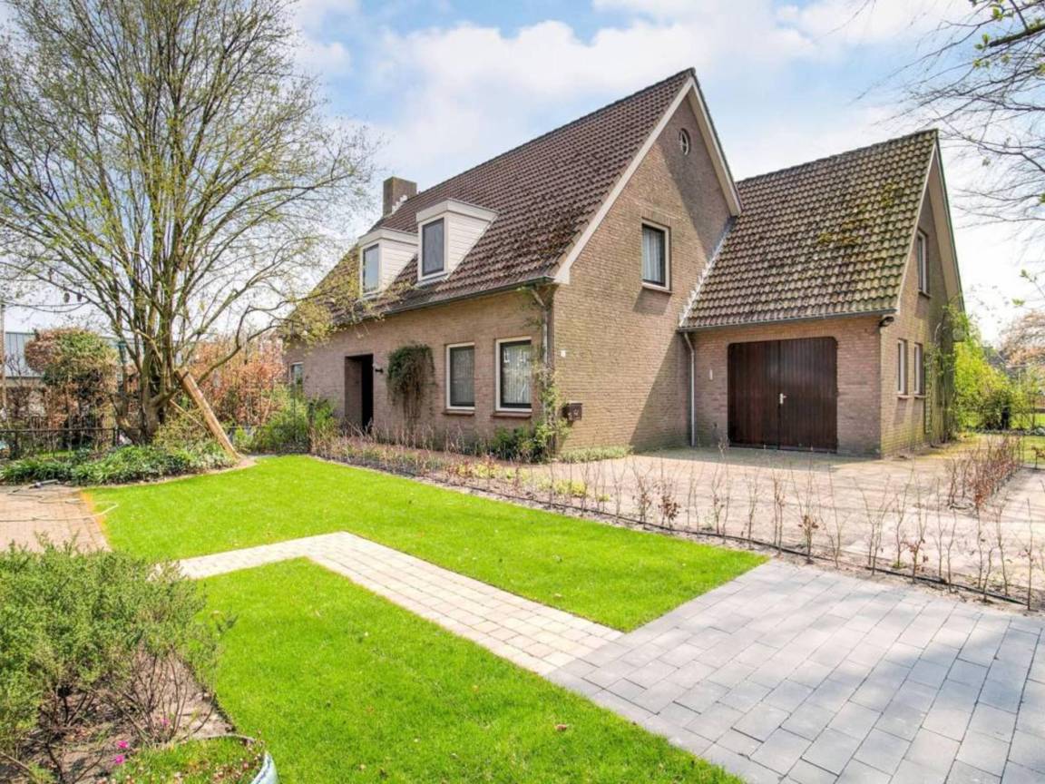 250 M² Maison De Vacances ∙ 5 Chambres ∙ 10 Personnes - Boxtel