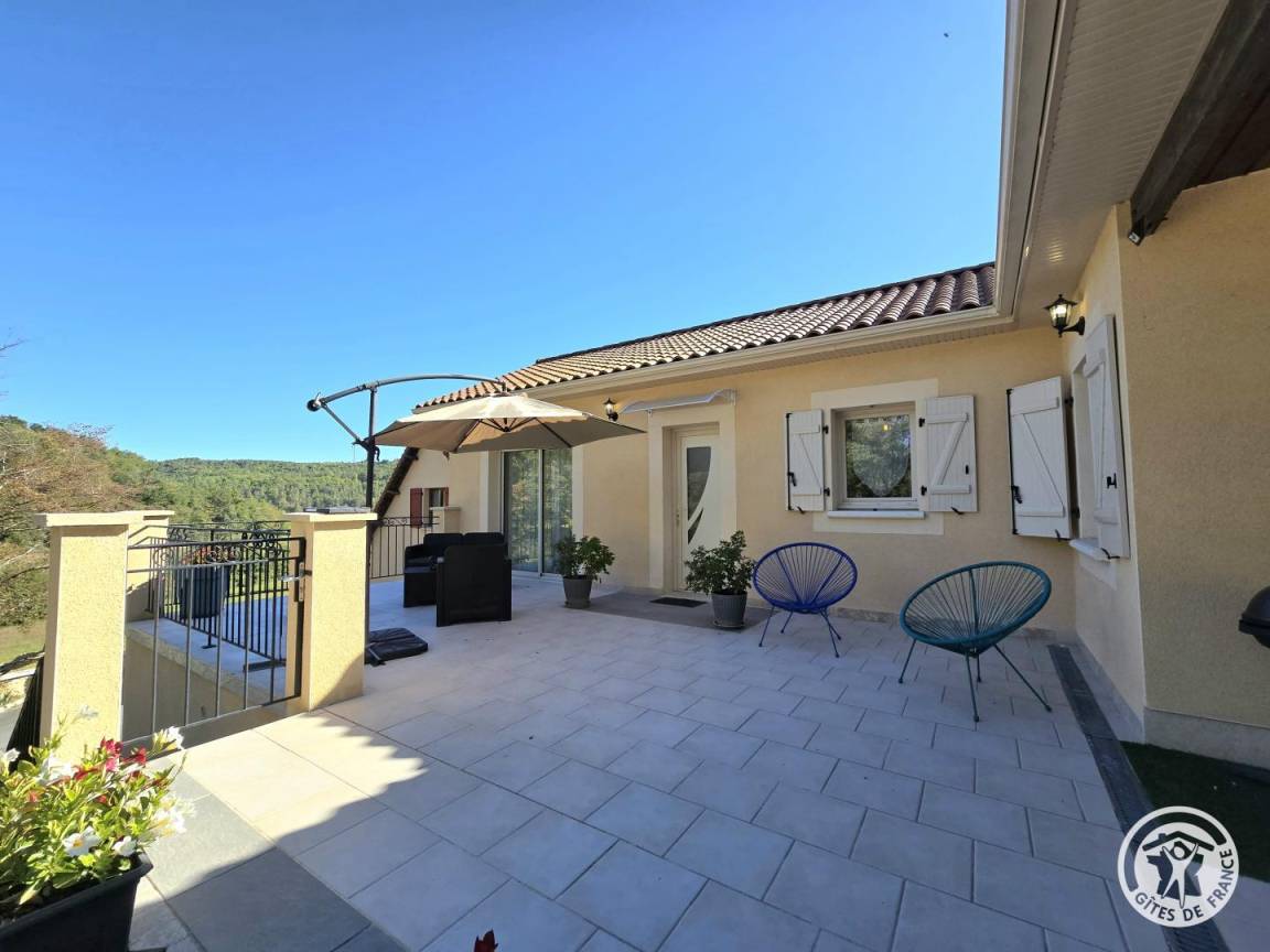 60 M² Gîte ∙ 2 Chambres ∙ 4 Personnes - Montignac