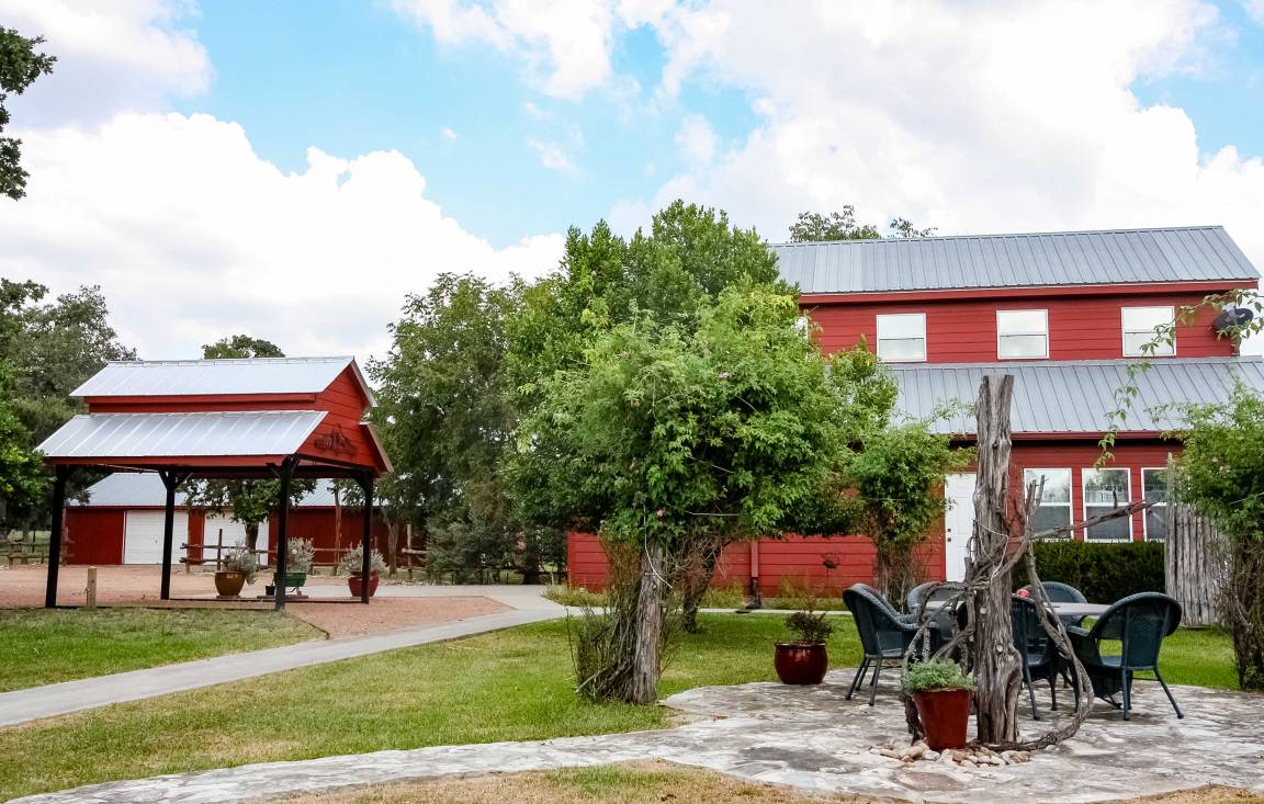 92 M² House ∙ 1 Bedroom ∙ 2 Guests - Grape Creek Vineyards, Fredericksburg