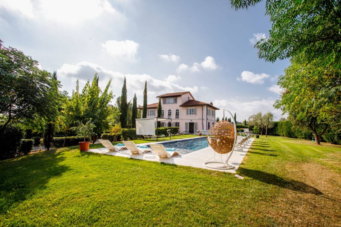 Villa Vacanza ∙ 5 Camere Da Letto ∙ 10 Ospiti - Montecarlo