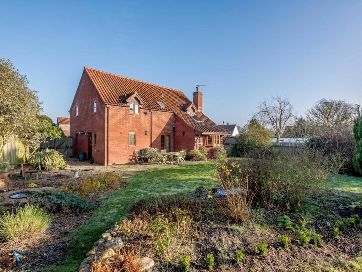 코티지 (자연 속의 작은 별장) ∙ 침실 4개 ∙ 게스트 8명 - 홀트