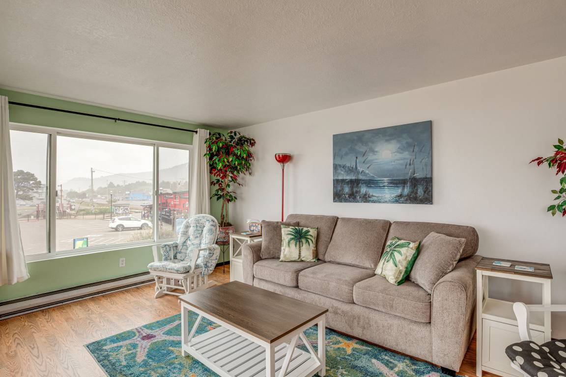 55 M² Apartment ∙ 1 Bedroom ∙ 4 Guests - Rockaway Beach, OR