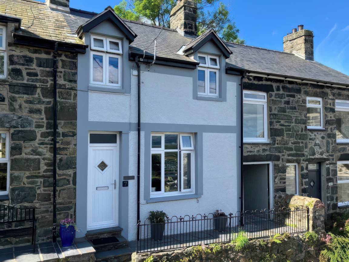 Cottage ∙ 3 Bedrooms ∙ 6 Guests - Harlech