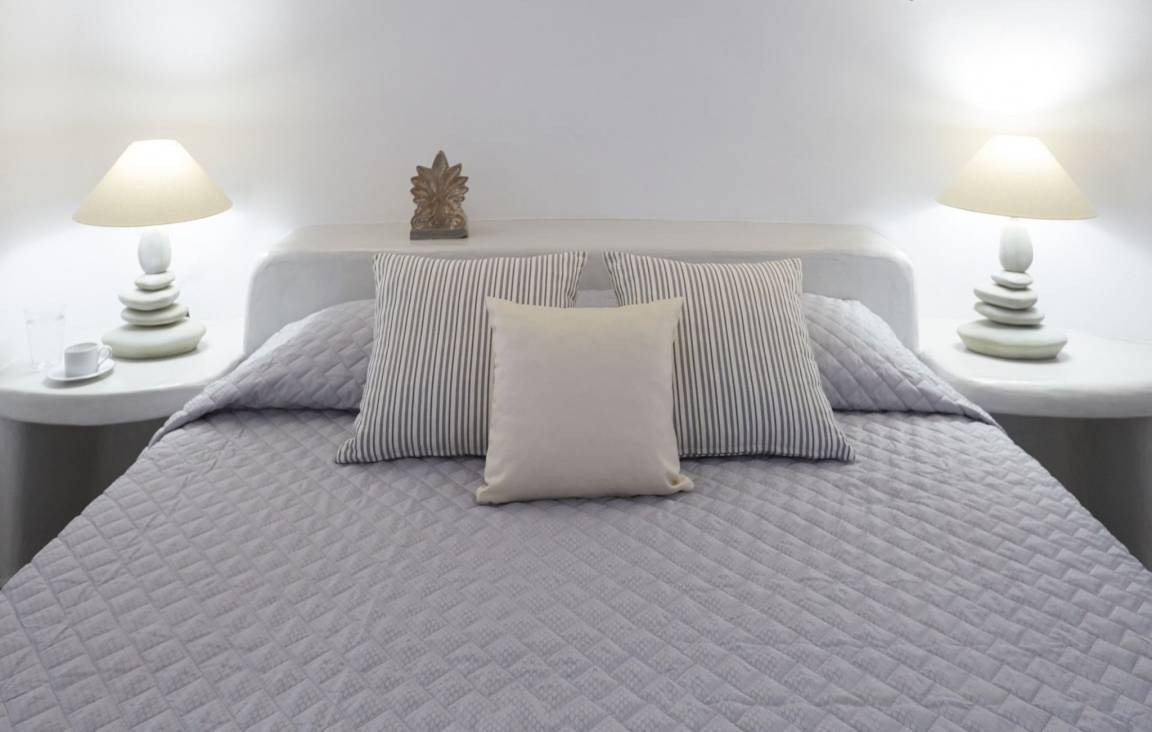 Villa ∙ 2 Bedrooms ∙ 5 Guests - Oia