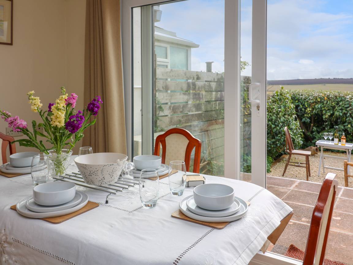 Cottage ∙ 2 Bedrooms ∙ 4 Guests - Kingsbridge