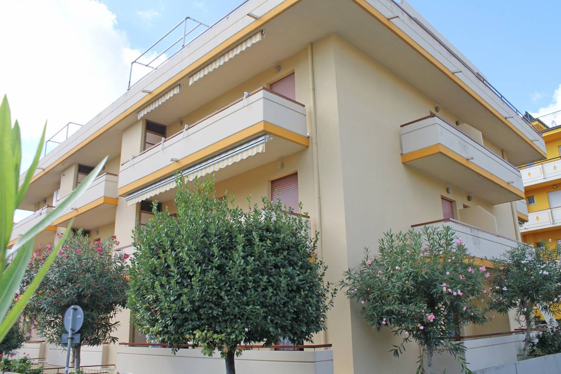 Appartement ∙ 3 Slaapkamers ∙ 8 Gasten - Tortoreto