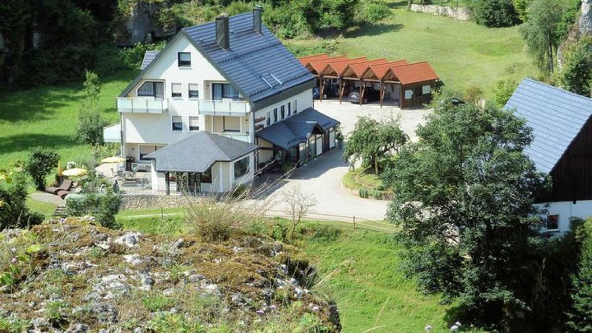 18 M² Hotel ∙ 1 Bedroom ∙ 4 Guests - Pottenstein