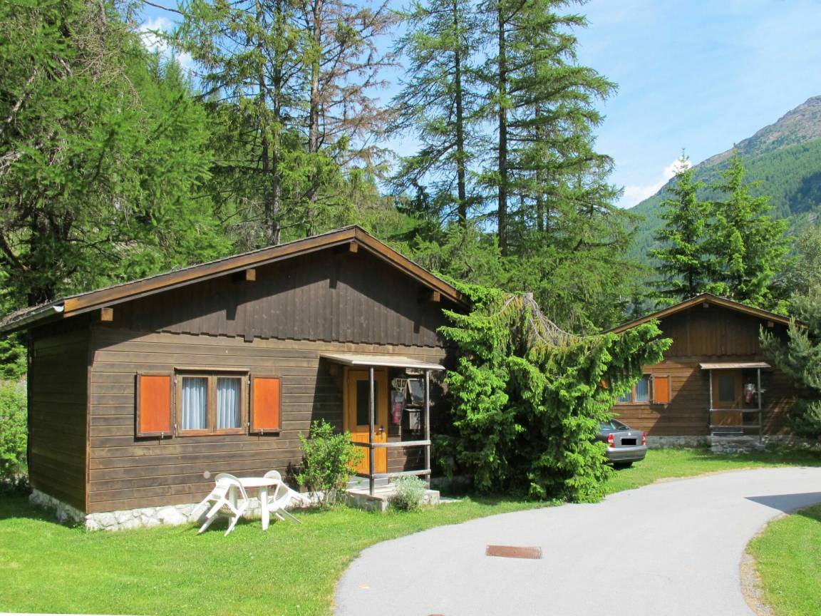 45 M² Ferienhaus ∙ 2 Schlafzimmer ∙ 6 Gäste - Sankt Niklaus